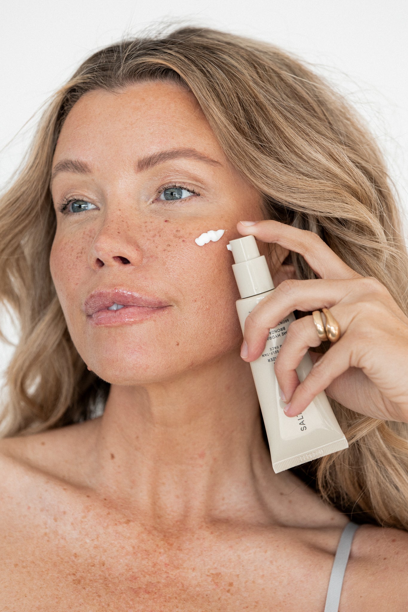 Tanning Moisturizer Saltyface tanning-moisturizer-saltyface